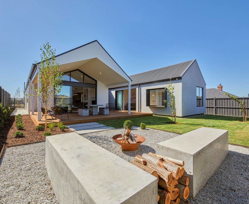 The Maddox - Contemporary - Landscape - Melbourne - by Roseleigh Homes ...