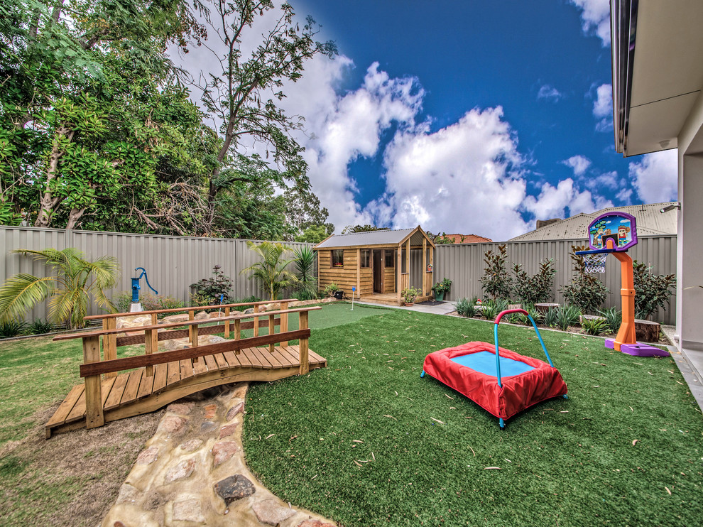 The Promenade - Contemporary - Landscape - Perth - by Atrium Homes | Houzz