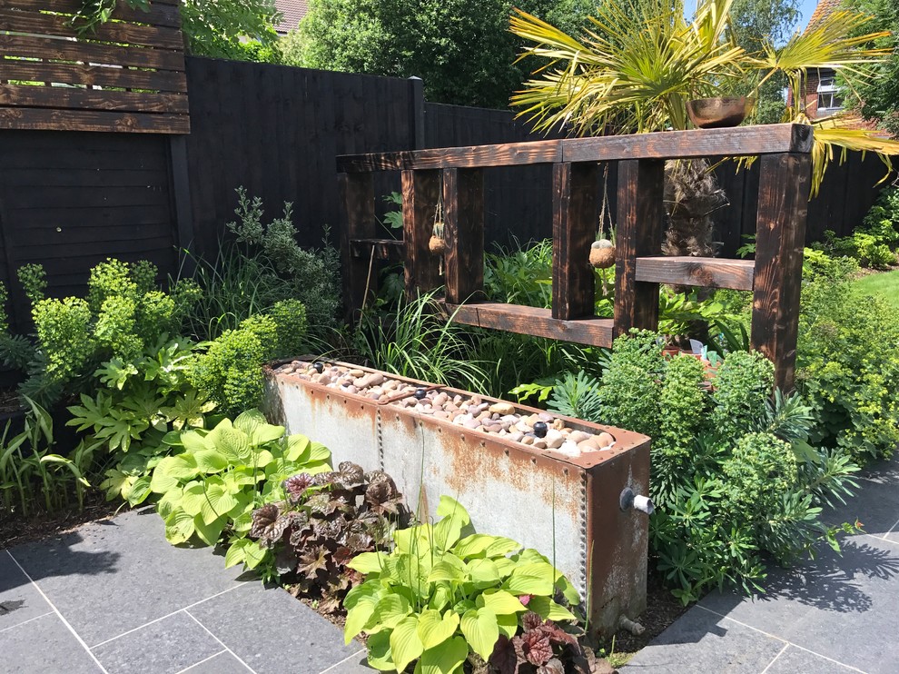 Tropical Family Garden - Redbourn - Contemporary - Landscape ...