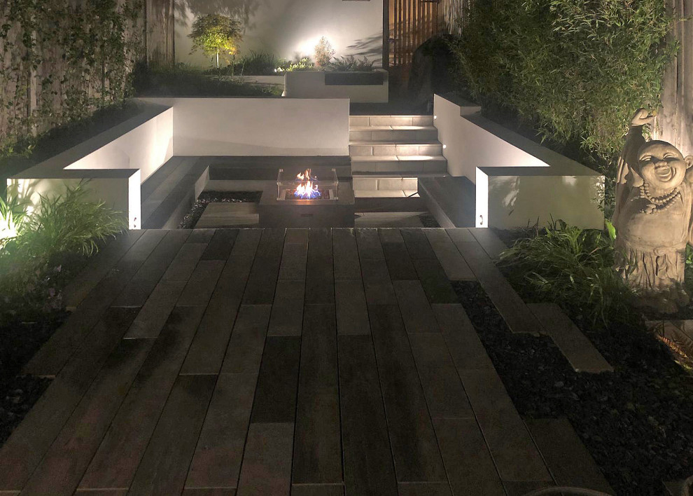 Wimbledon Sunken courtyard - Modern - Landscape - London - by OUTER ...