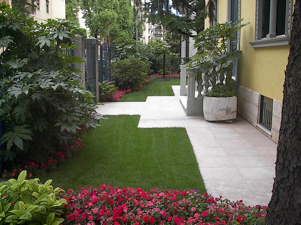 giardini in stile liberty - Traditional - Landscape - Other - by ...