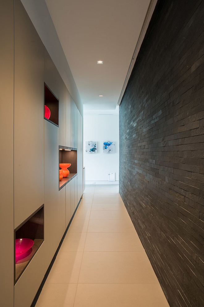A Modern Smart House - Modern - Hall - Houston - by Cantoni | Houzz