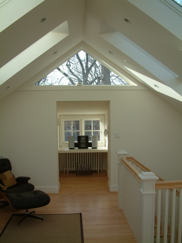 ATTIC TREASURES - Traditional - Hall - St Louis - by Sugar Creek ...
