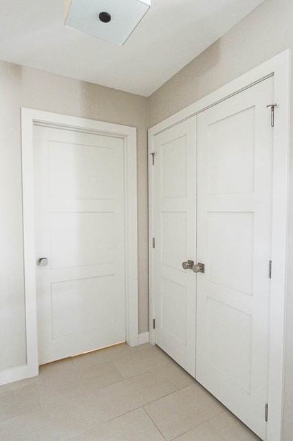 Beautiful new doors and hardware - Classique Chic - Couloir - Calgary ...