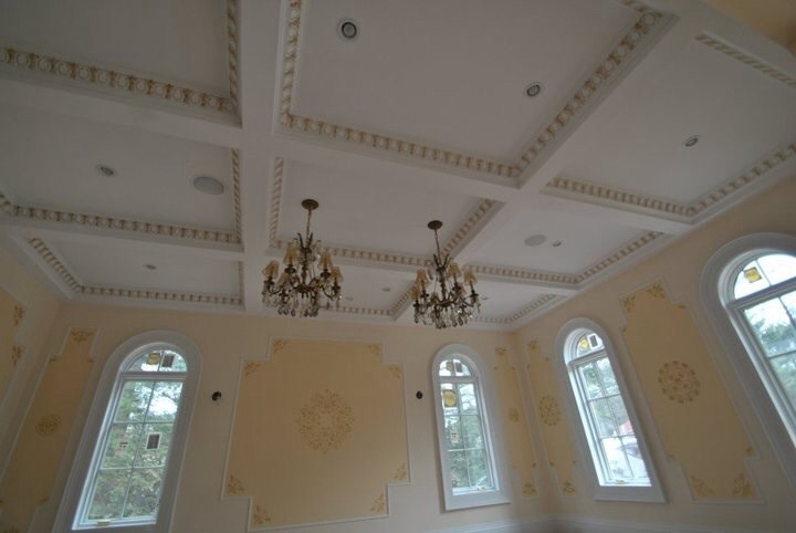 Coffered dining-room ceiling - Traditional - Hall - New York - by ...