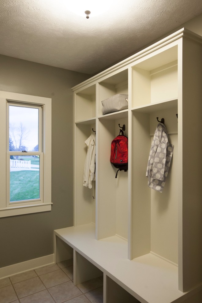 Craftsman Ranch Remodel and Home Staging - Craftsman - Hall - Grand ...