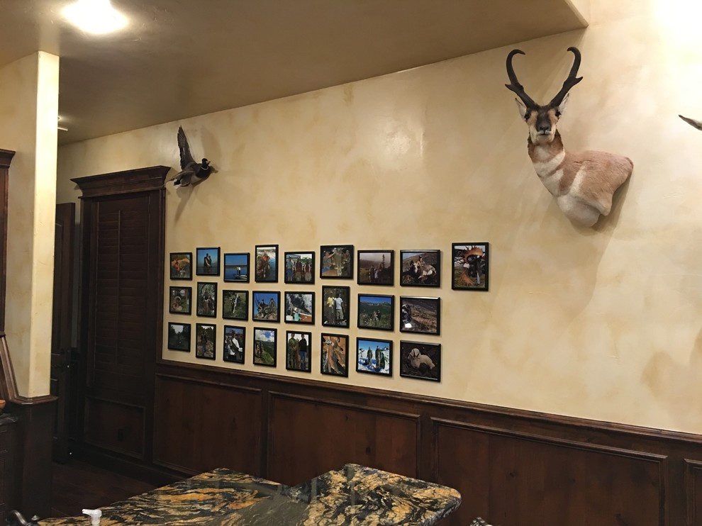 TROPHY ROOM - Rustic - Hallway & Landing - Austin - by Rasnick Homes ...