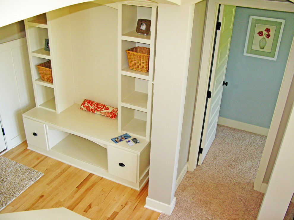 Eastbrook Homes - Traditional - Hall - Grand Rapids - by Eastbrook ...