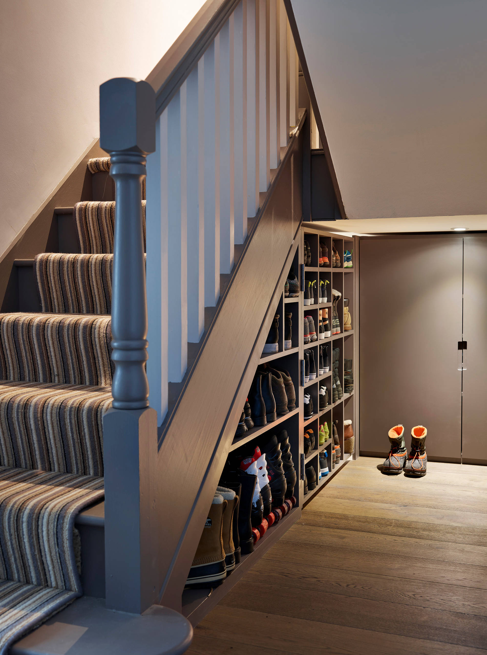 Hallway storage: 8 Clever Ideas for Designing a Hallway Cupboard | Houzz UK