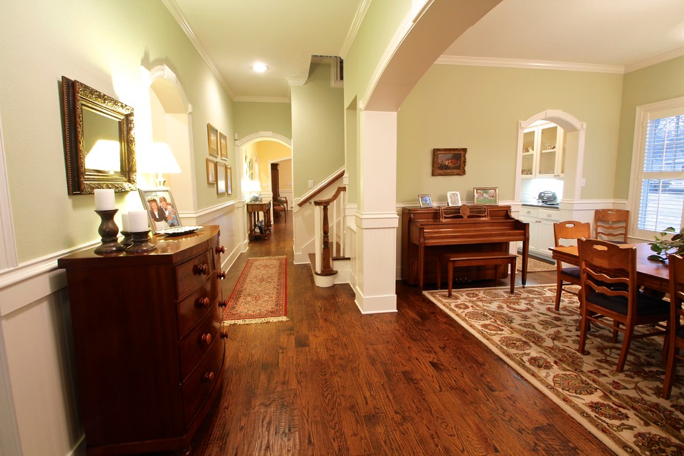 Hunt Street - Traditional - Hall - Dallas - by McReynolds Designs | Houzz