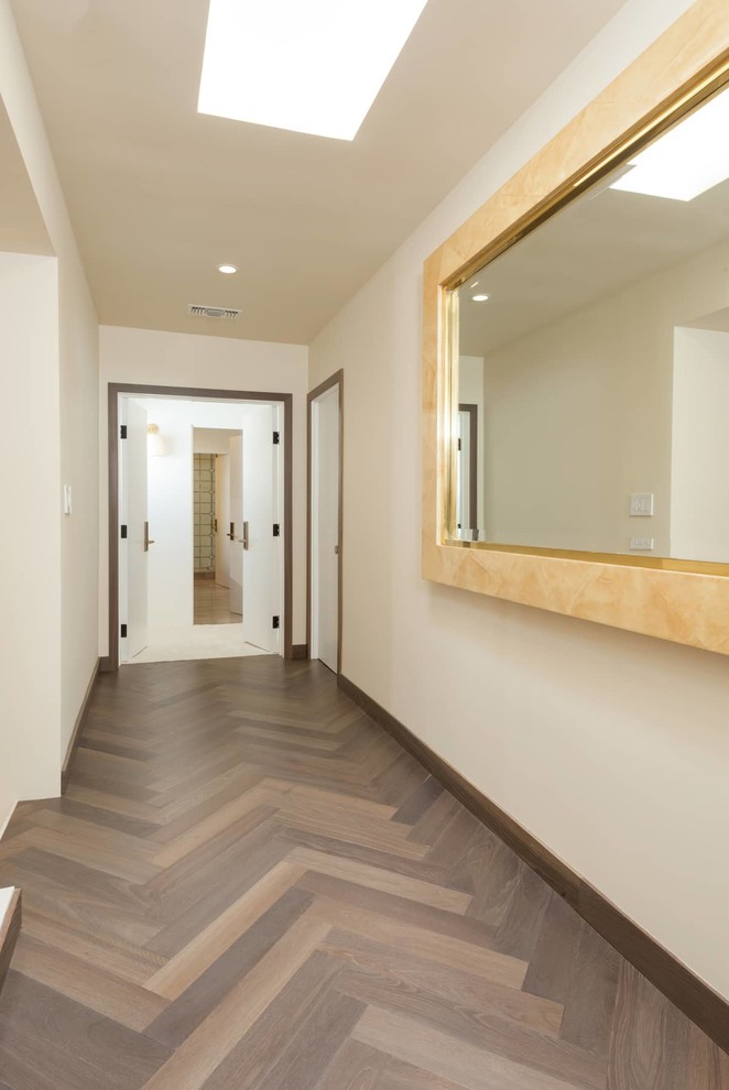 MID-CENTURY MODERN(ization!) - Modern - Hallway & Landing - Los Angeles ...