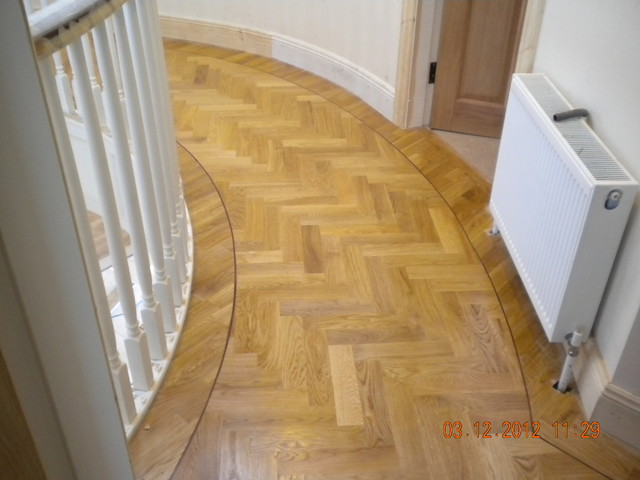 PARQUET AROUND SPIRAL STAIRCASE - Victorien - Couloir - Cork - par ...
