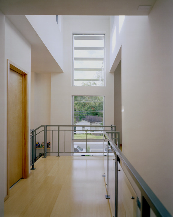 Side By Side - Modern - Hall - Austin - by Studio Momentum Architects ...