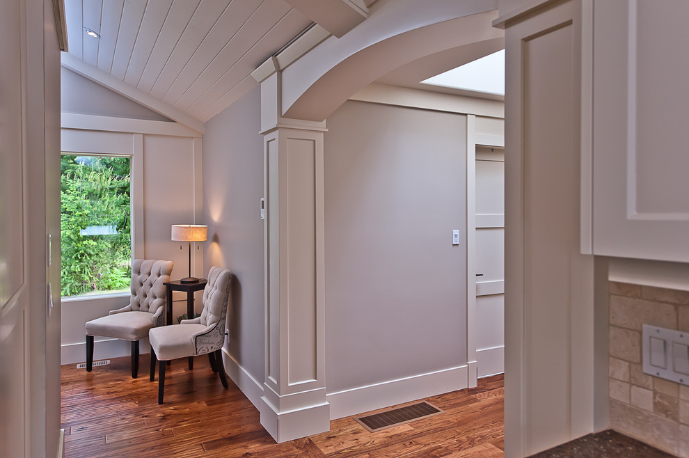 Spider Lake Reno - Traditional - Hall - Vancouver - by Georgia Strait ...