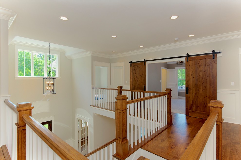 Sunset Drive - Traditional - Hallway & Landing - Chicago - by Monument Homes, Inc. | Houzz UK