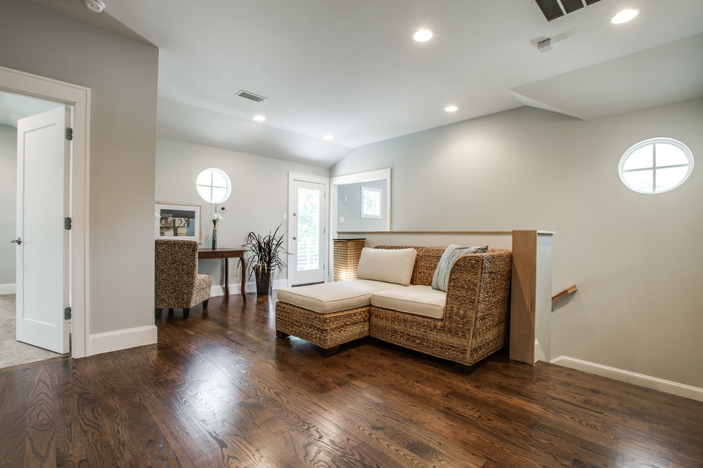 Tarleton - Transitional - Hall - Dallas - by Breezewood Development | Houzz