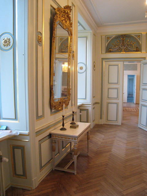 The Count & Countess - Victorian - Hall - London - by G L Design | Houzz AU