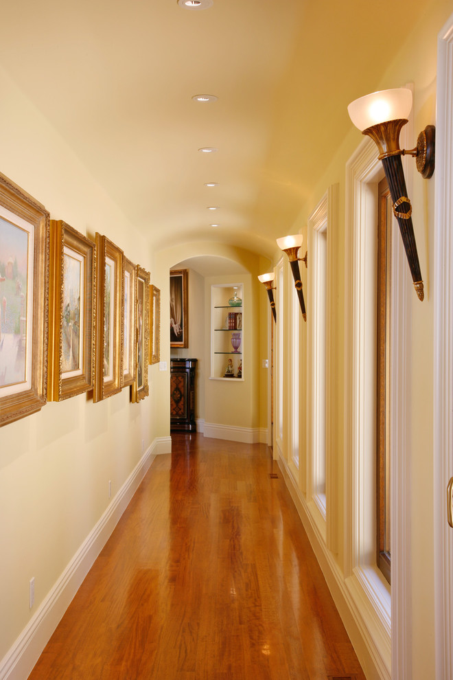 Tiburon 2 - Traditional - Hall - San Francisco - by Stroub Construction ...