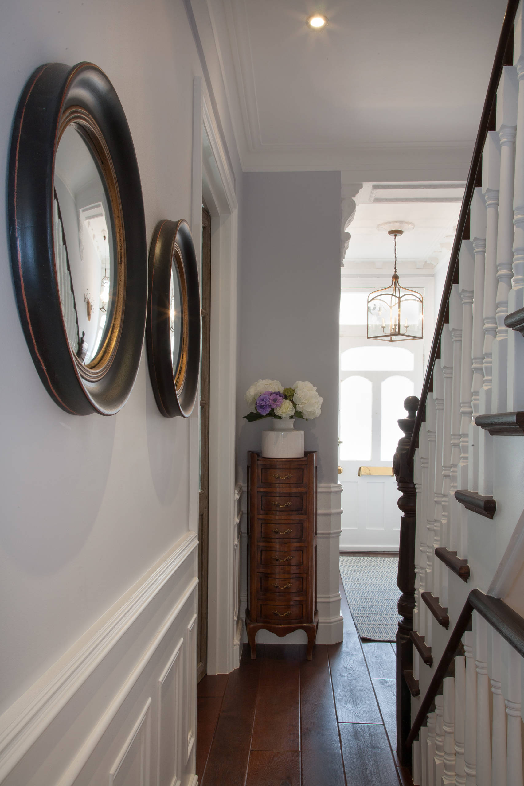 Clever Design Tricks for Narrow Hallways