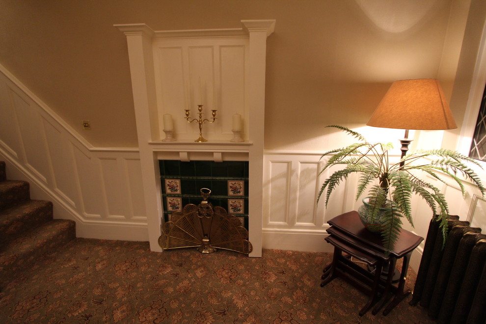 Traditional wall Panelling - Traditional - Hall - Manchester - by Lomax ...