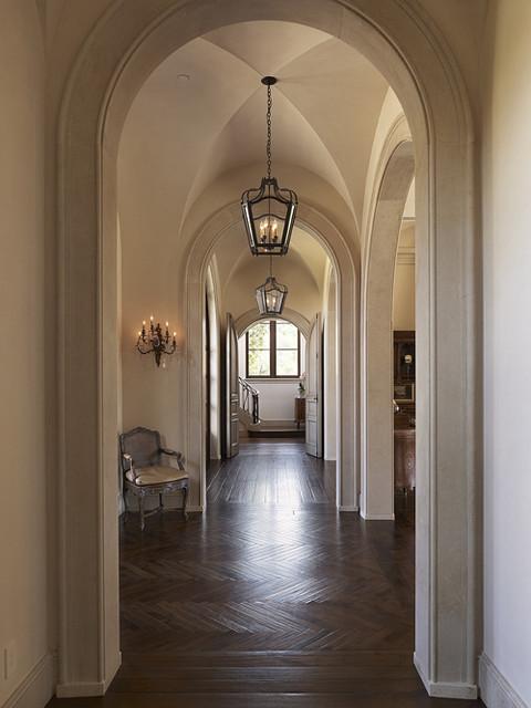 Tuscany Entryway Corridor