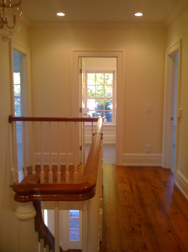 Upper Stair Hall - Clásico - Recibidor y pasillo - Dénver - de Helios ...