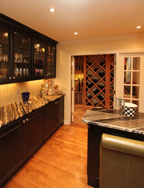 1950s Ranch Addition - Clásico - Bar en casa - Otras zonas - de Bobby ...