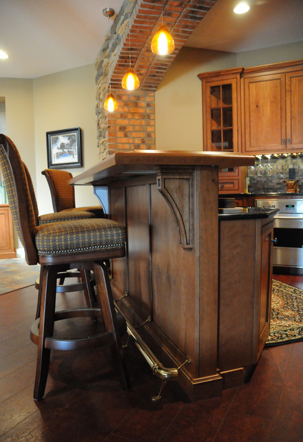 At-home bar - Traditional - Home Bar - Philadelphia - by Creation ...