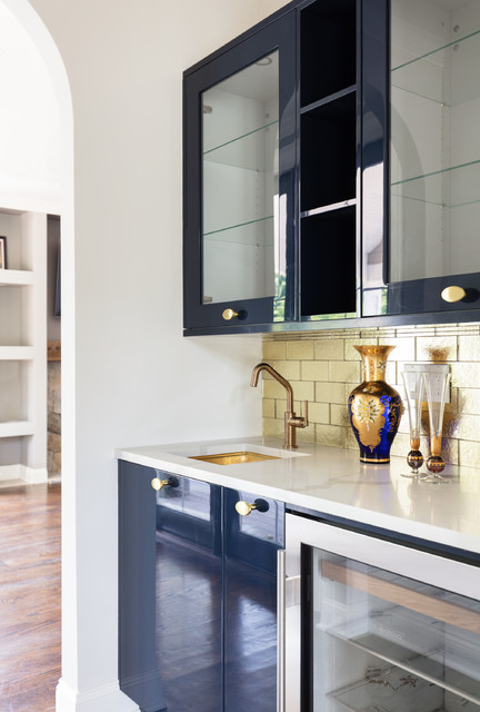 Blue High Gloss Lacquer Bar | Cos Cob, Greenwich New Residence ...