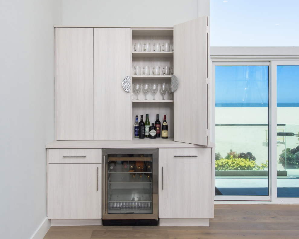 California Beach Home - Beach Style - Home Bar - Los Angeles - by Eve ...