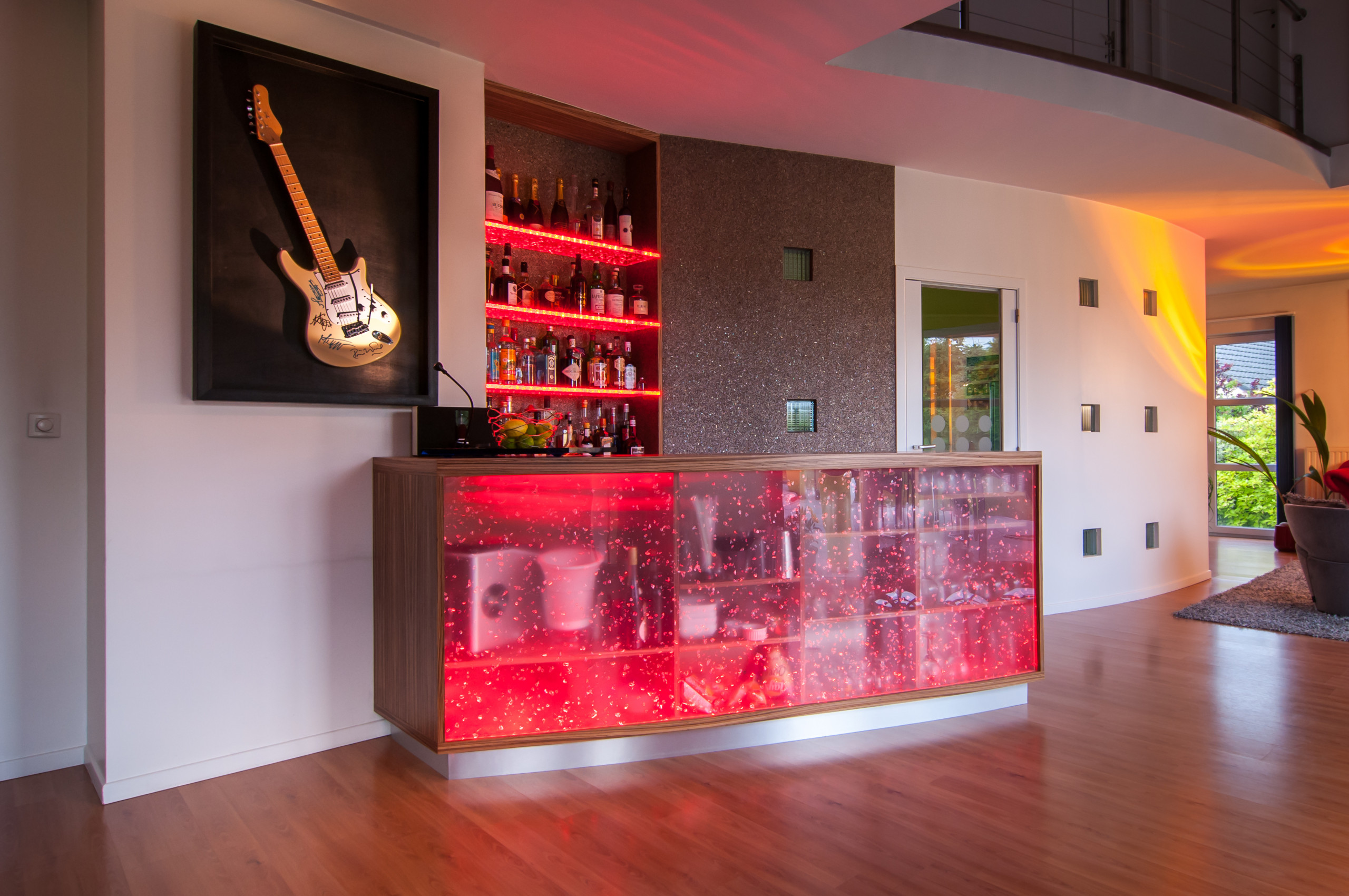 Red Home Bar Stone