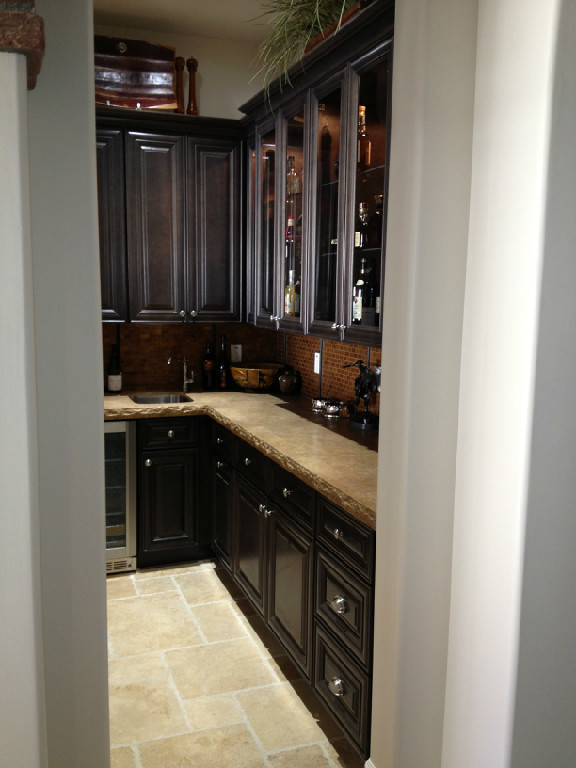 Custom Bars - Home Bar - Phoenix - by Dakota Cabinetry Designs, LLC | Houzz