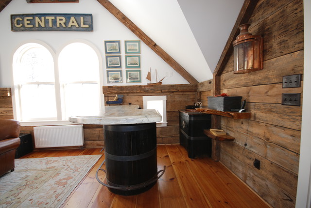 New Englander Renovation and Barn Addition - Campagne - Bar de Salon ...