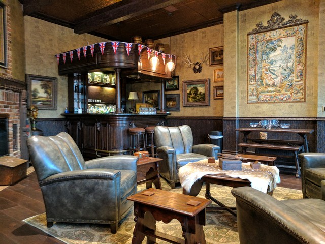 Old world pub - Traditional - Home Bar - Austin - by Chase Ryan | Houzz UK