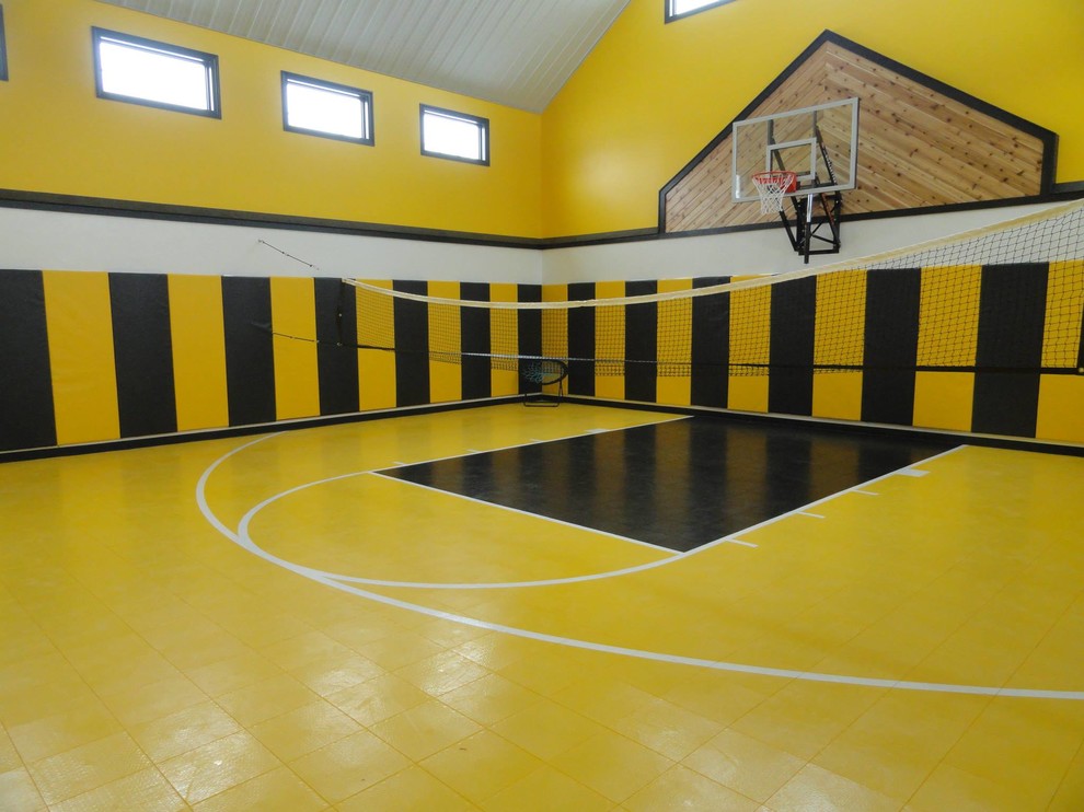 A Home Basketball Court Gym with a Buzzz - by SnapSports - Home Gym ...