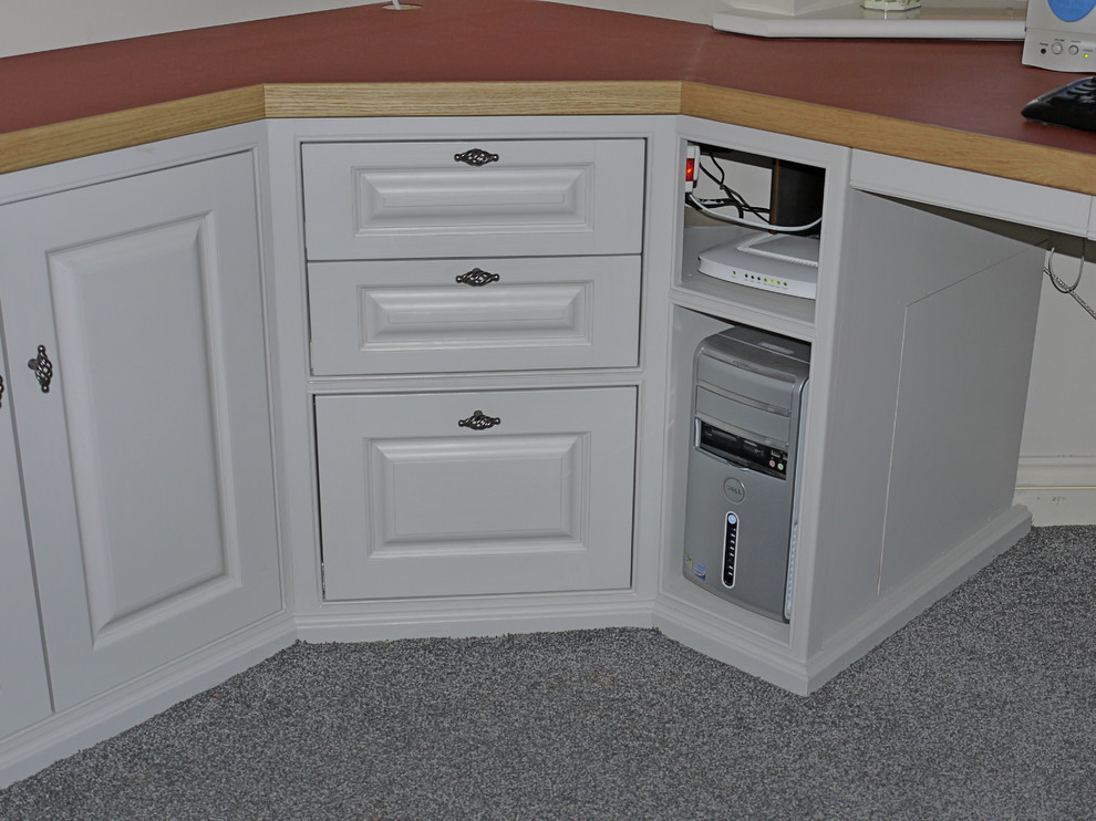 Bespoke built in study - Contemporary - Home Office - Gloucestershire ...