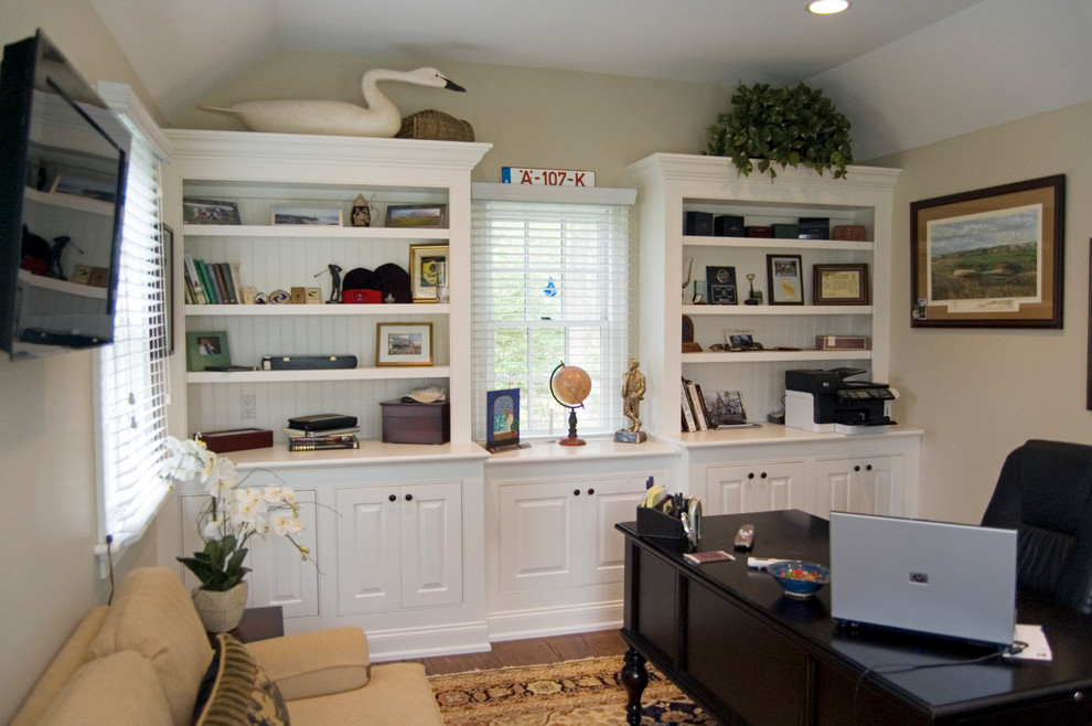 Colonial outbuilding office - Traditional - Home Office - Philadelphia ...