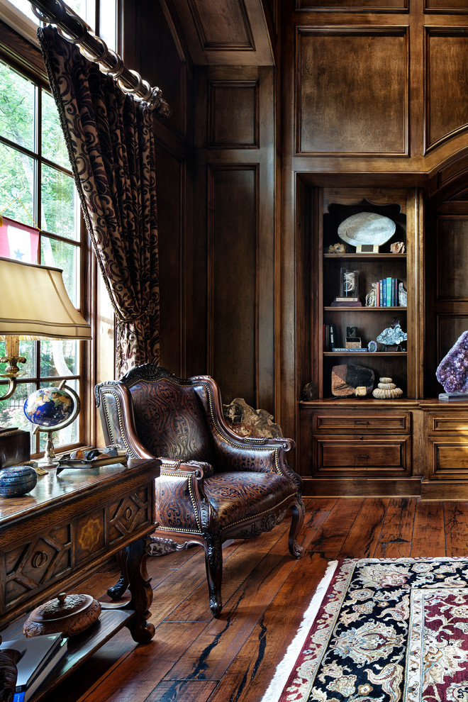English Manor - Traditional - Home Office - Houston - by JAUREGUI ...
