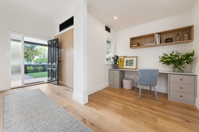 Entrance hall and study nook - Contemporaneo - Studio - Melbourne - di ...