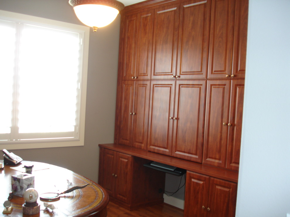 Ewa Beach Built-In Home Office - Traditional - Home Office - Hawaii ...