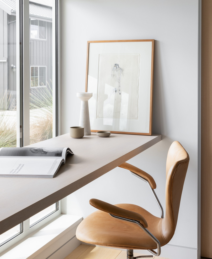 Haiku Maui Compound - Farmhouse - Home Office - Hawaii - by Guggenheim ...