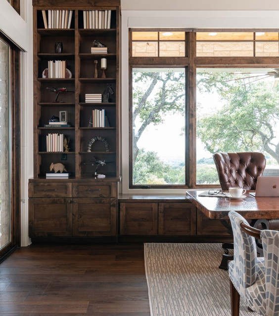 Hill Top Ranch - Home Office - Austin - by Jennifer Garner Interiors ...