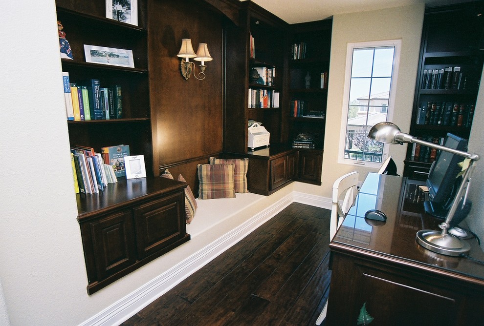 Home Library/Office Loft - Traditional - Home Office - Orange County ...