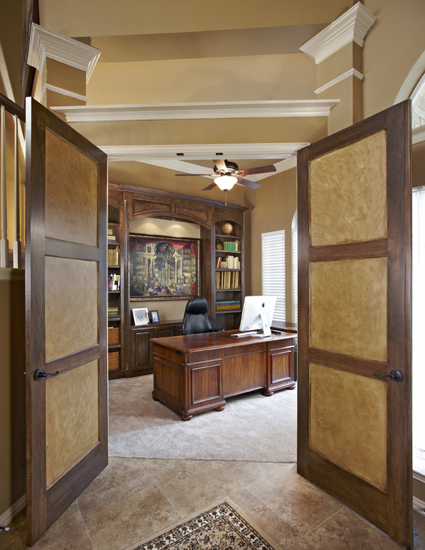 Traditional Home Office - Traditional - Home Office - Dallas | Houzz