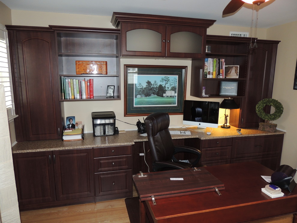 Home Offices - Traditional - Home Office - Philadelphia - by Bella ...