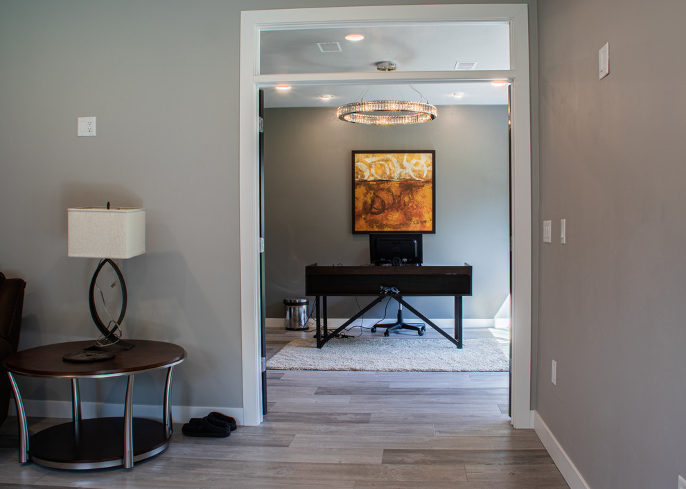 Lake DuBay Multiple Story Condo - Industrial - Industrial - Home Office ...