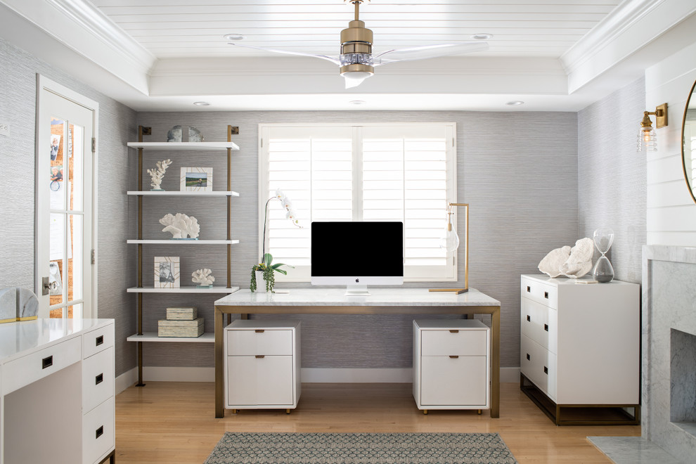 Manhattan Beach Cape Cod Home Office - Beach Style - Home Office - Los ...
