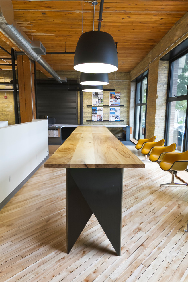 Prairie Architects Inc. - Meeting Bar - Moderne - Bureau à domicile ...