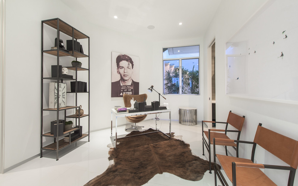 Readcrest - Contemporary - Home Office - Los Angeles - by Jacqueline ...
