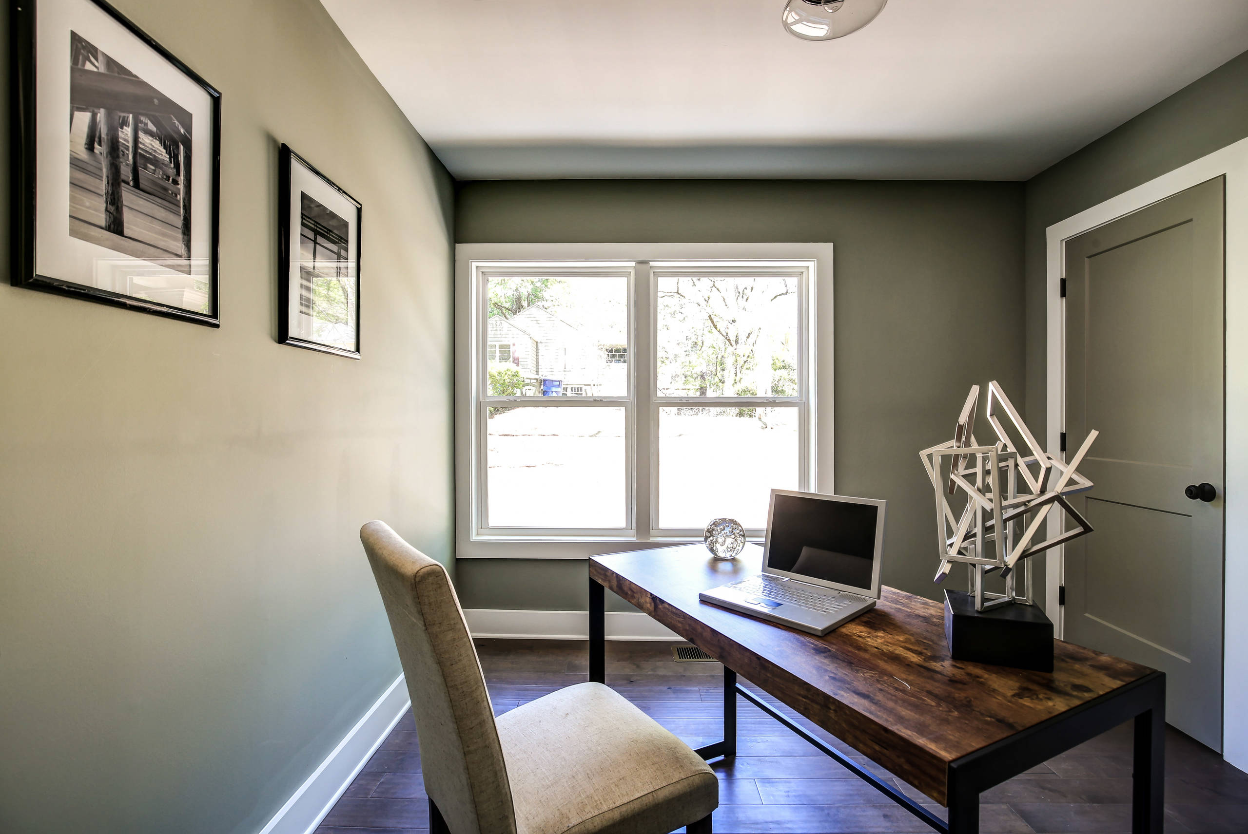 A Small Fixer-Upper Offers a Guide for Flippers